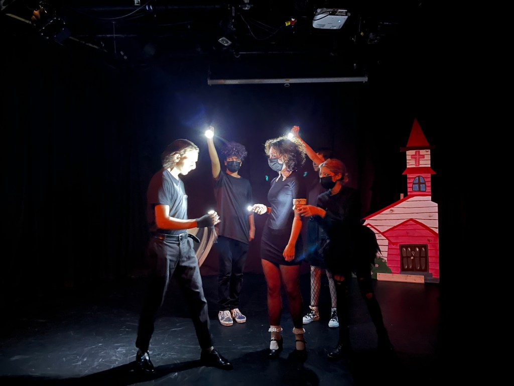 Spotlight on Teens - TES Theatre Company